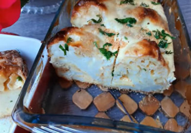 Pohovani karfiol sa belim lukom i pavlakom u rerni